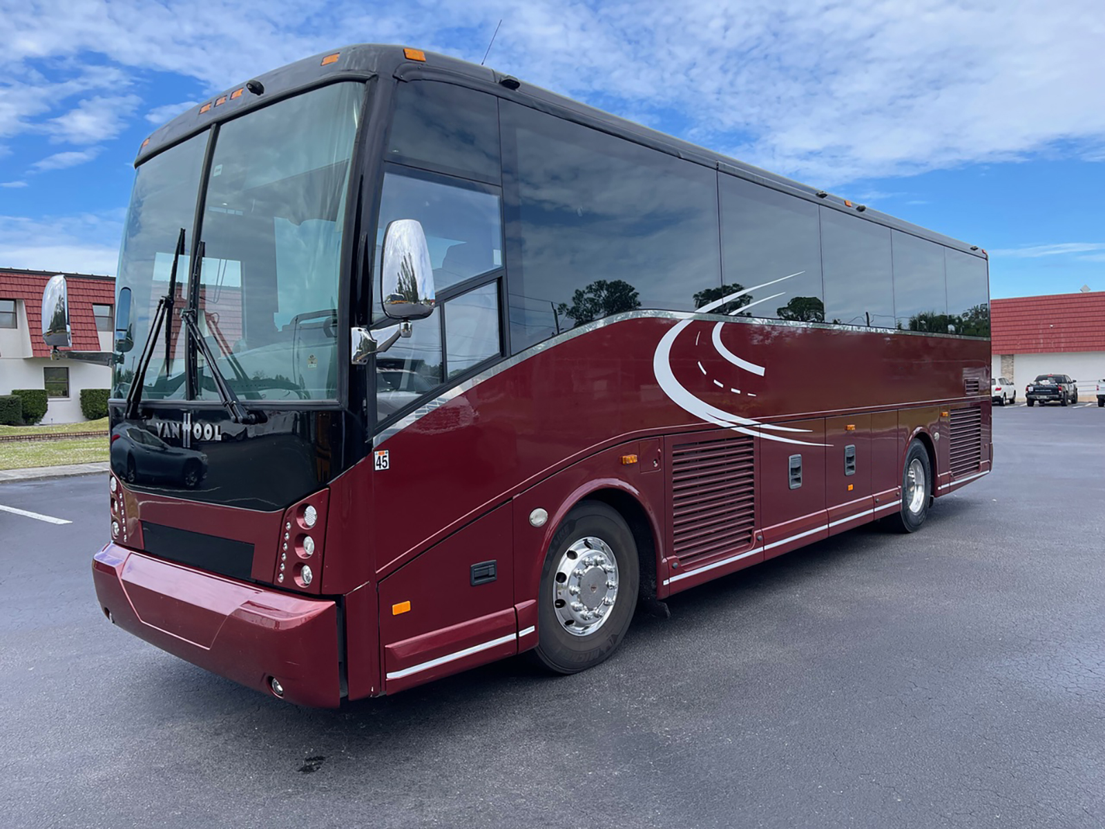 2017 Van Hool CX35 – Advantage Remarketing Solutions