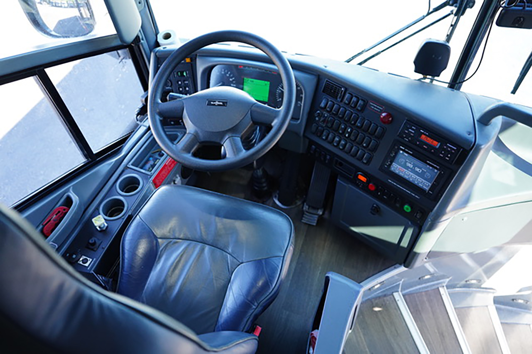 2017 Van Hool CX35 – Advantage Remarketing Solutions