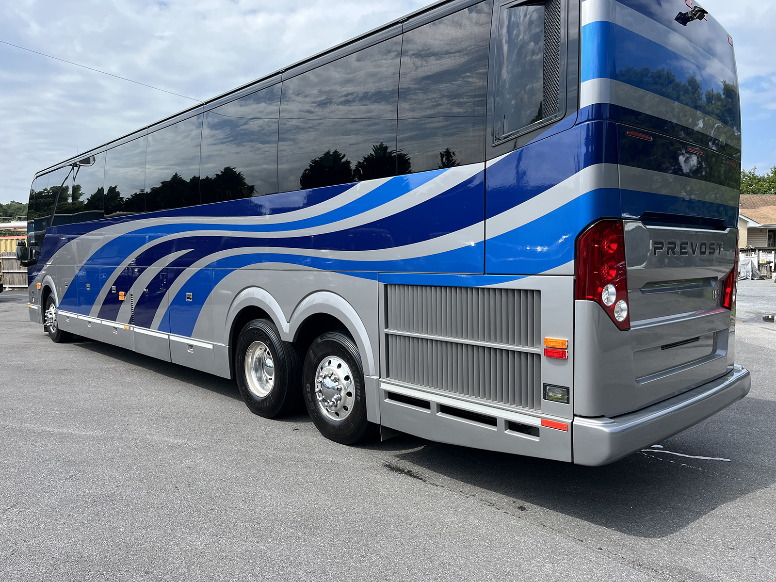 2015 Prevost H3-45 – Advantage Remarketing Solutions