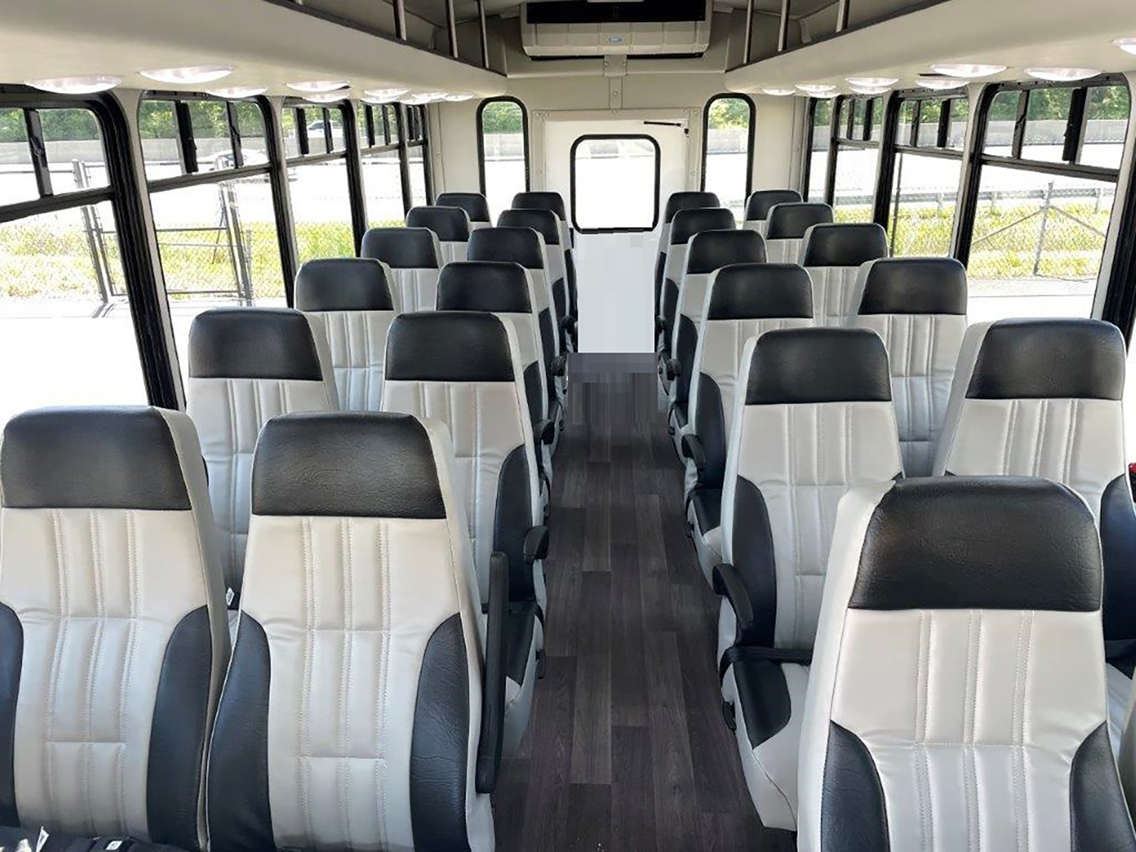 2025 Ford E450 – Advantage Remarketing Solutions