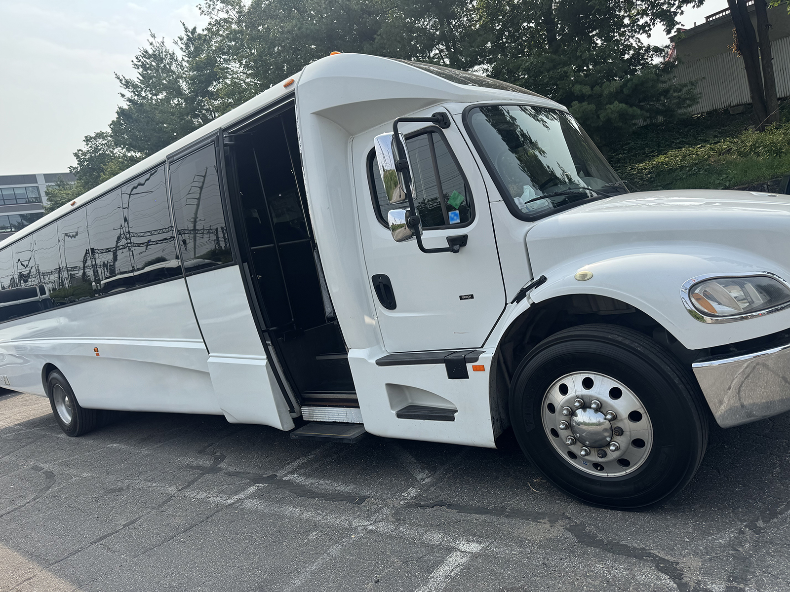 2016 Freightliner M2 Grech GM40 – Advantage Remarketing Solutions