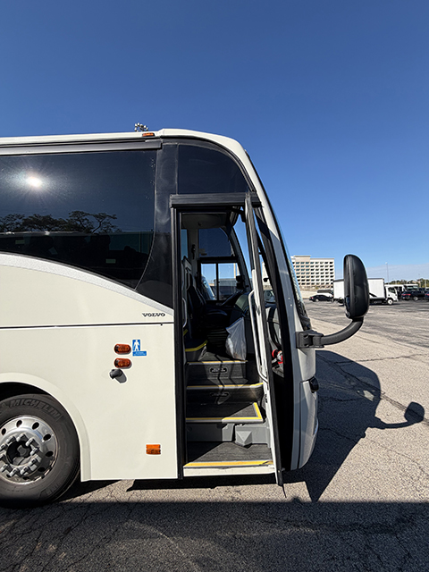 2025 Volvo 9700 – Advantage Remarketing Solutions
